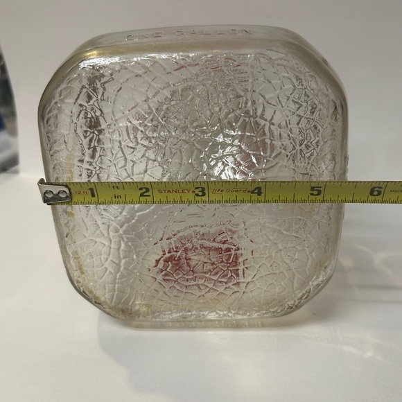 Accents | Vintage Borden 1 Gallon Glass Milk Bottle Elsie Cow Red Label Wire Metal Handle | Poshmark